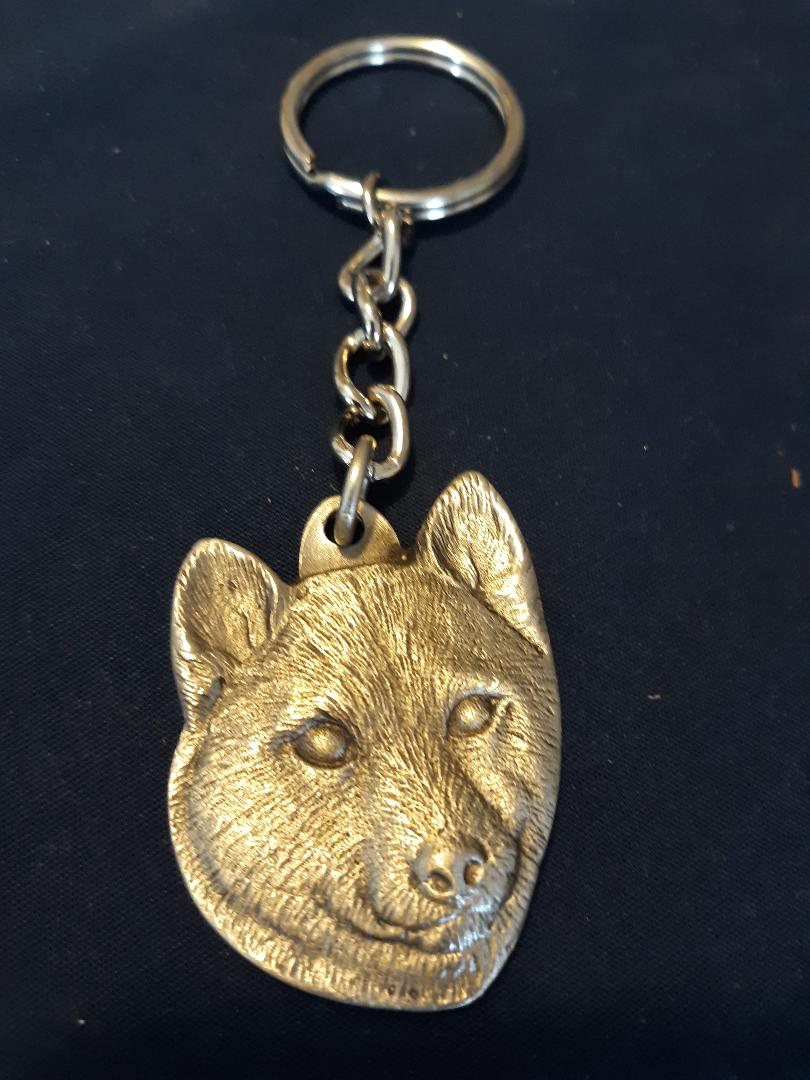 Shiba Inu Keychain Pewter USA at Anwo.com Animal World®.